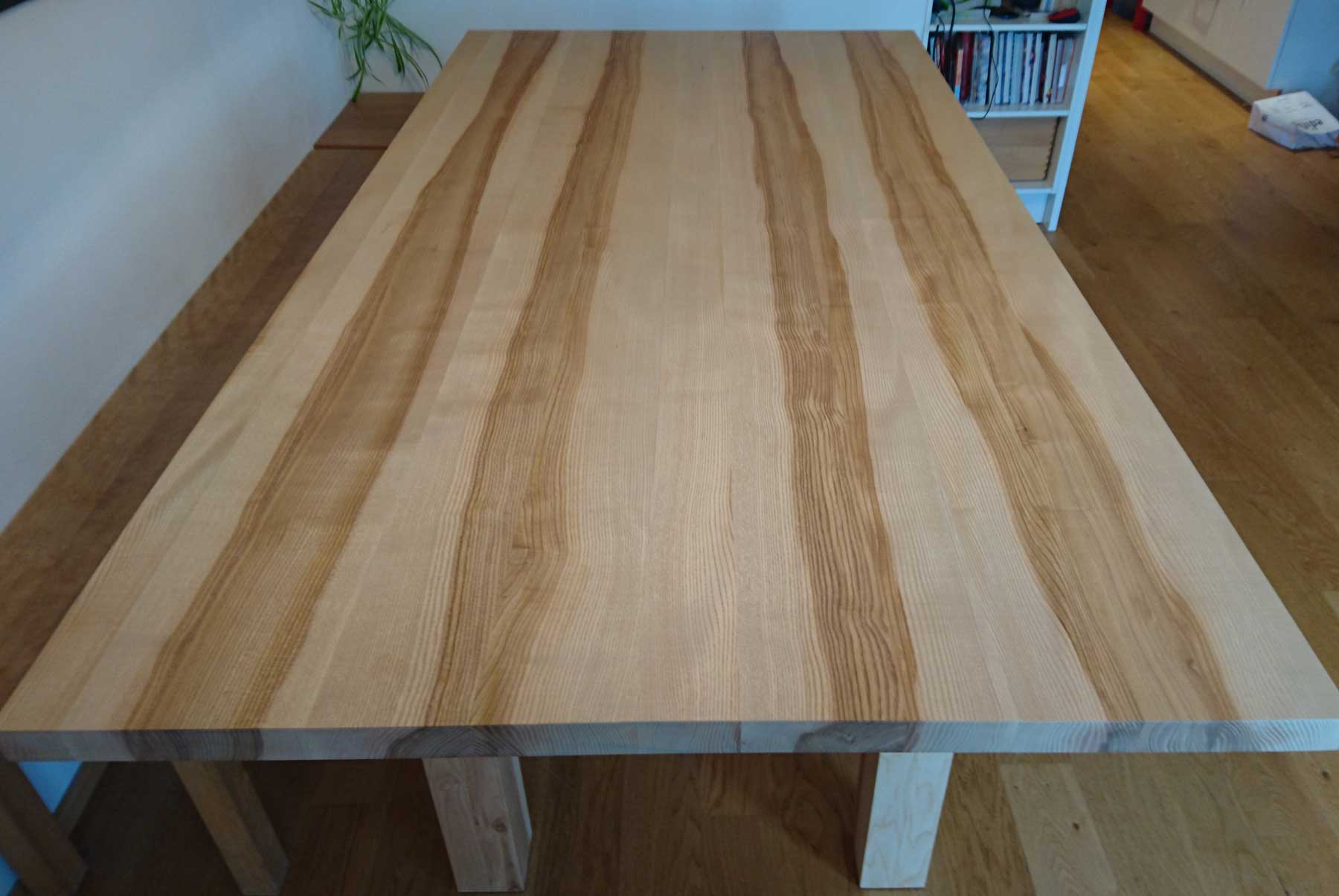 Esstisch in Esche für Eckbank